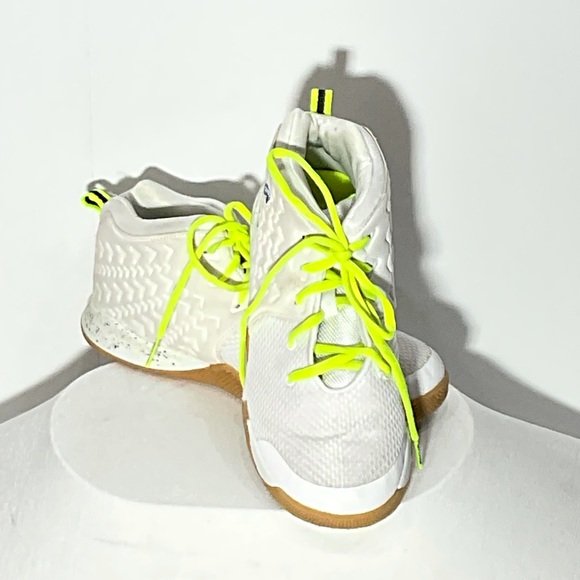 Nike | Shoes | Nike Shaq White Neon Yellow Athletic Casual Hightop ...